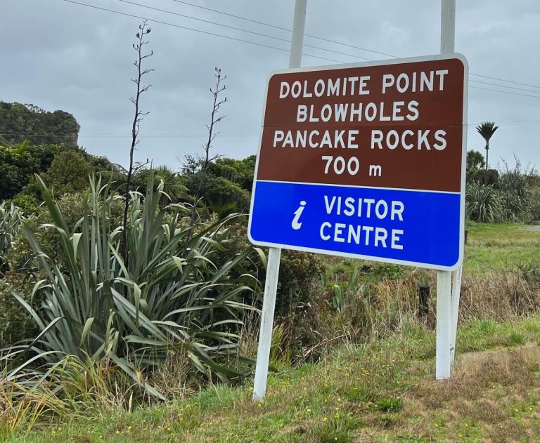 The Pancake Rocks in Punakaiki, a quick stop on our New Zealand ...