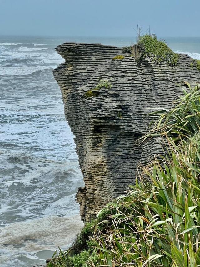 The Pancake Rocks in Punakaiki, a quick stop on our New Zealand ...